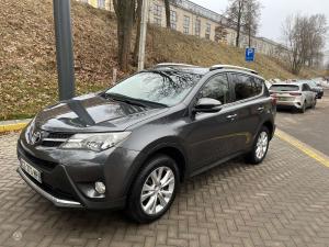 Grey Toyota RAV4 2013 in Vilnius, with an engine capacity of 2.20 L and mileage of 241 thousand km for 9900 €, photo  on AUTOMOTO.COM.LV