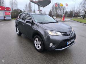 Pelēks Toyota RAV4 2013 Tauragė, ar dzinēja tilpumu 2.00 L un nobraukumu 298 tūkst. km par 7800 €, foto 2 vietnē AUTOMOTO.COM.LV