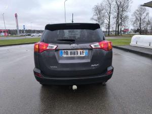 Pelēks Toyota RAV4 2013 Tauragė, ar dzinēja tilpumu 2.00 L un nobraukumu 298 tūkst. km par 7800 €, foto 5 vietnē AUTOMOTO.COM.LV