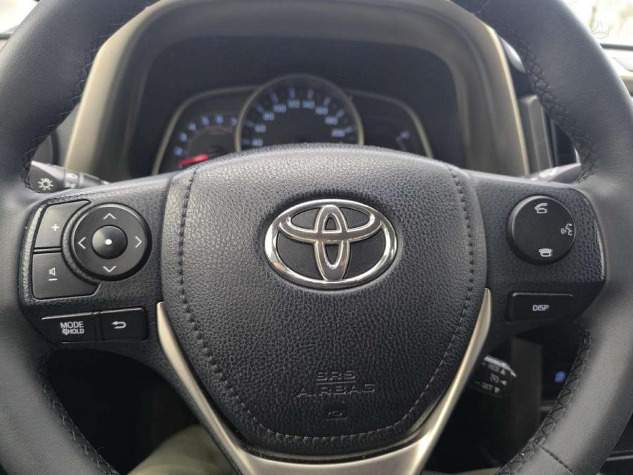 Pelēks Toyota RAV4 2013 Tauragė, ar dzinēja tilpumu 2.00 L un nobraukumu 298 tūkst. km par 7800 €, foto 15 vietnē AUTOMOTO.COM.LV