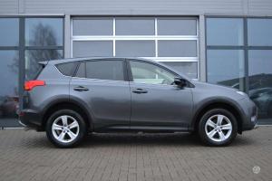 Pelēks Toyota RAV4 2013 Viļņa, ar dzinēja tilpumu 2.00 L un nobraukumu 186 tūkst. km par 11500 €, foto 6 vietnē AUTOMOTO.COM.LV