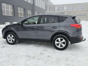 Pelēks Toyota RAV4 2013 Tauragė, ar dzinēja tilpumu 2.00 L un nobraukumu 220 tūkst. km par 8500 €, foto 5 vietnē AUTOMOTO.COM.LV