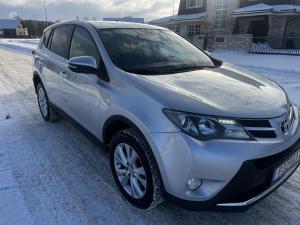 Pelēks Toyota RAV4 2013 Vilkaviškis, ar dzinēja tilpumu 2.20 L un nobraukumu 240 tūkst. km par 9700 €, foto 3 vietnē AUTOMOTO.COM.LV