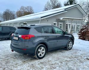 Grey Toyota RAV4 2013 in Vilnius, with an engine capacity of 2.50 L and mileage of 306 thousand km for 9950 €, photo 5 on AUTOMOTO.COM.LV