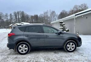 Grey Toyota RAV4 2013 in Vilnius, with an engine capacity of 2.50 L and mileage of 306 thousand km for 9950 €, photo 6 on AUTOMOTO.COM.LV