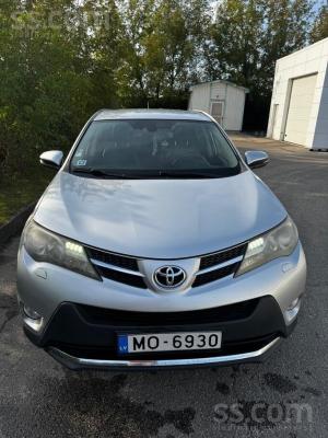 Pelēks Toyota RAV4 2013 Rīga, ar dzinēja tilpumu 2.20 L un nobraukumu 351 tūkst. km par 9200 €, foto 15 vietnē AUTOMOTO.COM.LV
