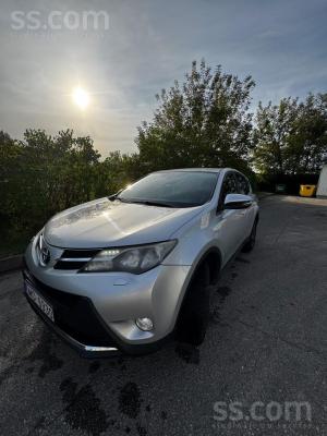 Pelēks Toyota RAV4 2013 Rīga, ar dzinēja tilpumu 2.20 L un nobraukumu 351 tūkst. km par 9200 €, foto 16 vietnē AUTOMOTO.COM.LV