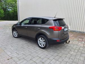 Pelēks Toyota RAV4 2013 Saldus, ar dzinēja tilpumu 2.20 L un nobraukumu 308 tūkst. km par 9450 €, foto 4 vietnē AUTOMOTO.COM.LV