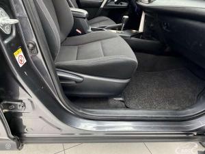 Pelēks Toyota RAV4 2013 Viļņa, ar dzinēja tilpumu 2.23 L un nobraukumu 255 tūkst. km par 12100 €, foto 8 vietnē AUTOMOTO.COM.LV