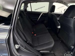 Pelēks Toyota RAV4 2013 Viļņa, ar dzinēja tilpumu 2.23 L un nobraukumu 255 tūkst. km par 12100 €, foto 12 vietnē AUTOMOTO.COM.LV