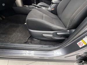 Pelēks Toyota RAV4 2013 Viļņa, ar dzinēja tilpumu 2.23 L un nobraukumu 255 tūkst. km par 12100 €, foto 24 vietnē AUTOMOTO.COM.LV