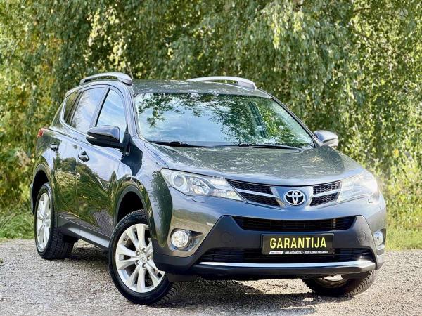 Pelēks Toyota RAV4 2013 Šauļi, ar dzinēja tilpumu 2.23 L un nobraukumu 229 tūkst. km par 13650 €, foto 2 vietnē AUTOMOTO.COM.LV