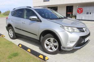 Pelēks Toyota RAV4 2013 Klaipėda, ar dzinēja tilpumu 2.00 L un nobraukumu 255 tūkst. km par 9800 €, foto 4 vietnē AUTOMOTO.COM.LV