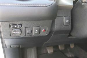 Pelēks Toyota RAV4 2013 Klaipėda, ar dzinēja tilpumu 2.00 L un nobraukumu 255 tūkst. km par 9800 €, foto 10 vietnē AUTOMOTO.COM.LV