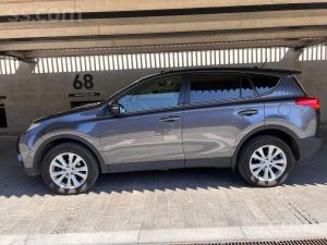 Grey Toyota RAV4 2013 in Riga, with an engine capacity of 2.20 L and mileage of 214 thousand km for 9990 €, photo 10 on AUTOMOTO.COM.LV