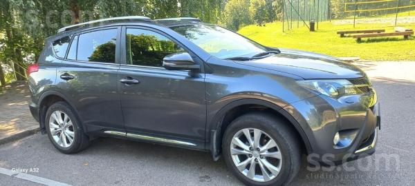 Pelēks Toyota RAV4 2013 Rīga, ar dzinēja tilpumu 2.00 L un nobraukumu 196 tūkst. km par 9500 €, foto 1 vietnē AUTOMOTO.COM.LV