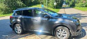 Grey Toyota RAV4 2013 in Riga, with an engine capacity of 2.00 L and mileage of 196 thousand km for 9500 €, photo 15 on AUTOMOTO.COM.LV