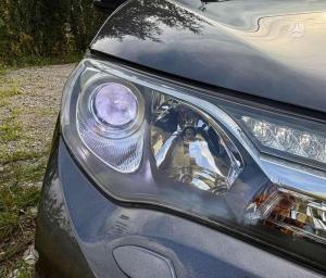 Grey Toyota RAV4 2013 in Siauliai, with an engine capacity of 2.23 L and mileage of 229 thousand km for 13650 €, photo 17 on AUTOMOTO.COM.LV