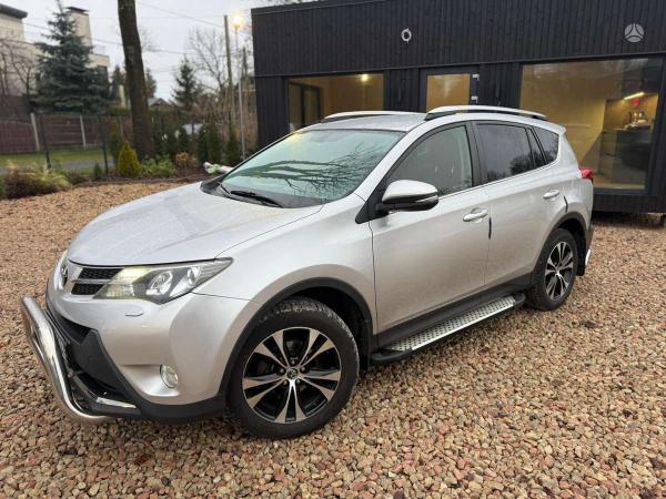 Pelēks Toyota RAV4 2014 Rīga, ar dzinēja tilpumu 2.23 L un nobraukumu 212 tūkst. km par 11995 €, foto 9 vietnē AUTOMOTO.COM.LV