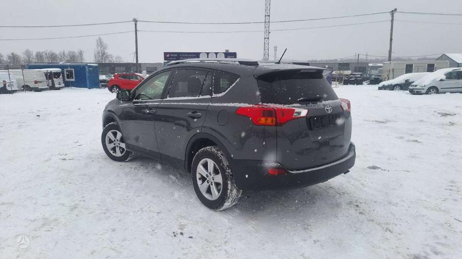 Pelēks Toyota RAV4 2014 Kauņa, ar dzinēja tilpumu 2.00 L un nobraukumu 215 tūkst. km par 10450 €, foto 6 vietnē AUTOMOTO.COM.LV