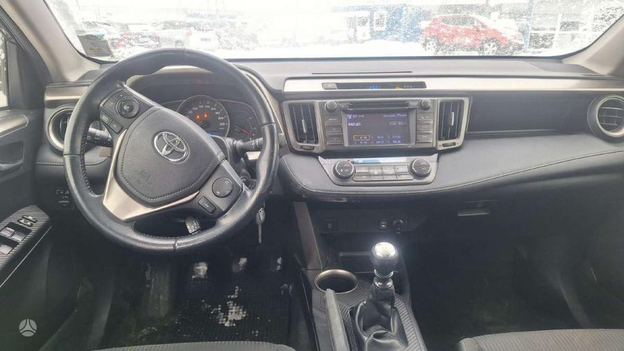 Pelēks Toyota RAV4 2014 Kauņa, ar dzinēja tilpumu 2.00 L un nobraukumu 215 tūkst. km par 10450 €, foto 8 vietnē AUTOMOTO.COM.LV