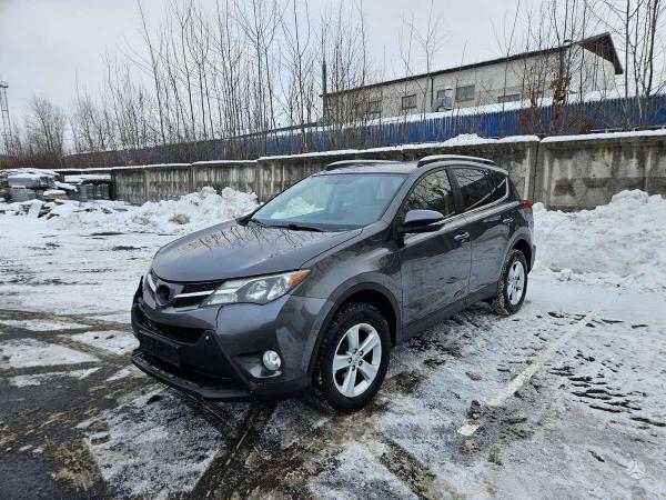 Pelēks Toyota RAV4 2014 Kauņa, ar dzinēja tilpumu 2.49 L un nobraukumu 139 tūkst. km par 5400 €, foto 1 vietnē AUTOMOTO.COM.LV