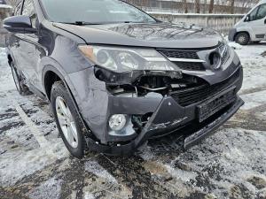 Grey Toyota RAV4 2014 in Kaunas, with an engine capacity of 2.49 L and mileage of 139 thousand km for 5400 €, photo 11 on AUTOMOTO.COM.LV