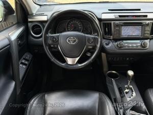 Grey Toyota RAV4 2014 in Riga, with an engine capacity of 2.20 L and mileage of 212 thousand km for 11150 €, photo 13 on AUTOMOTO.COM.LV