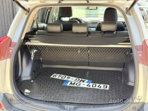 Grey Toyota RAV4 2014 in Riga, with an engine capacity of 2.20 L and mileage of 212 thousand km for 11150 €, photo 24 on AUTOMOTO.COM.LV
