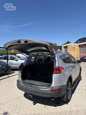 Pelēks Toyota RAV4 2014 Viļņa, ar dzinēja tilpumu 2.00 L un nobraukumu 227 tūkst. km par 9900 €, foto 10 vietnē AUTOMOTO.COM.LV