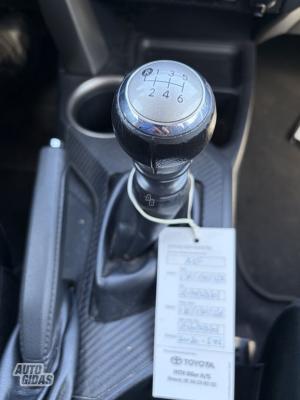 Pelēks Toyota RAV4 2014 Viļņa, ar dzinēja tilpumu 2.00 L un nobraukumu 227 tūkst. km par 9900 €, foto 21 vietnē AUTOMOTO.COM.LV