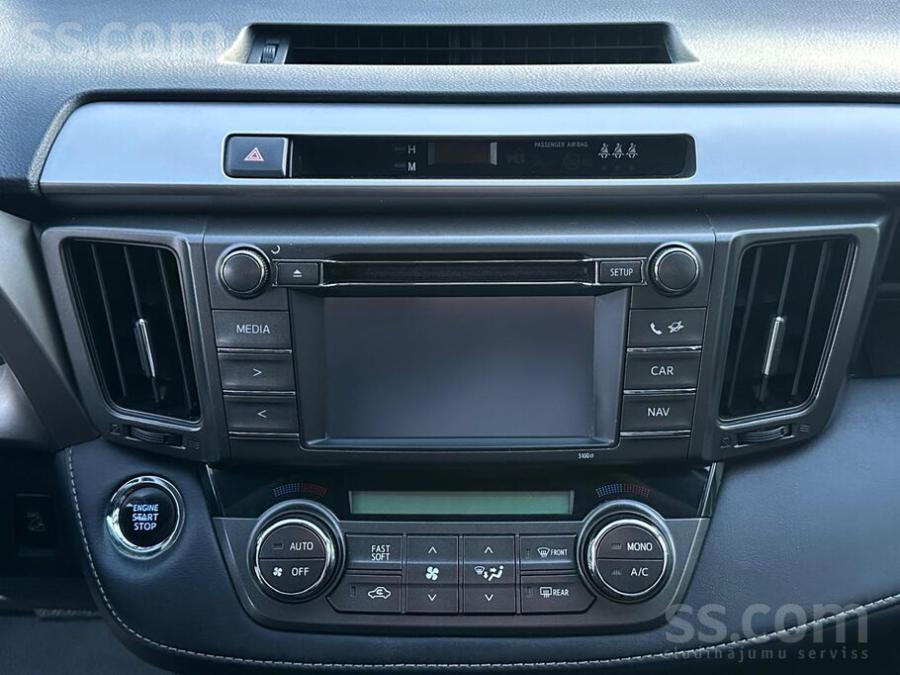 Pelēks Toyota RAV4 2014 Rīga, ar dzinēja tilpumu 2.00 L un nobraukumu 169 tūkst. km par 13900 €, foto 18 vietnē AUTOMOTO.COM.LV