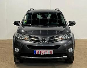 Grey Toyota RAV4 2014 in Jurmala, with an engine capacity of 2.00 L and mileage of 249 thousand km for 11950 €, photo 4 on AUTOMOTO.COM.LV