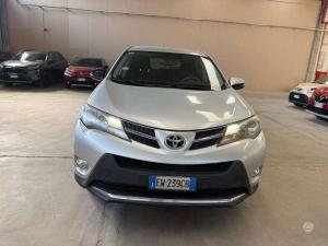 Grey Toyota RAV4 2014 in Siauliai, with an engine capacity of 2.00 L and mileage of 240 thousand km for 7400 €, photo 3 on AUTOMOTO.COM.LV
