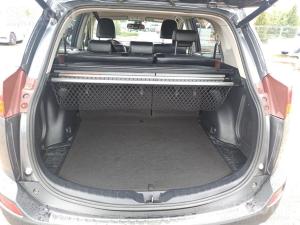 Pelēks Toyota RAV4 2014 Daugavpils, ar dzinēja tilpumu 2.20 L un nobraukumu 0 tūkst. km par 11950 €, foto 11 vietnē AUTOMOTO.COM.LV