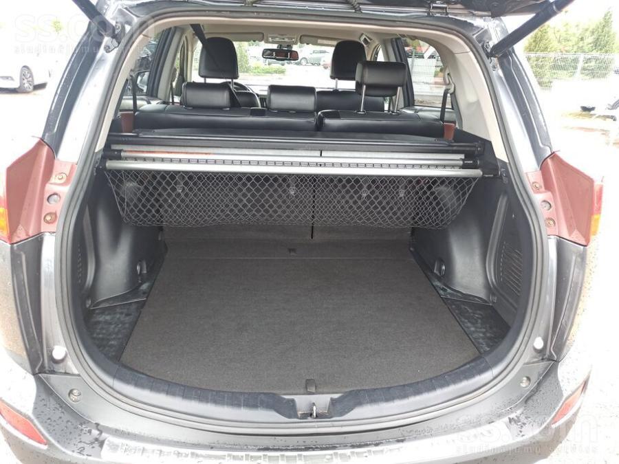 Pelēks Toyota RAV4 2014 Daugavpils, ar dzinēja tilpumu 2.20 L un nobraukumu 0 tūkst. km par 11950 €, foto 11 vietnē AUTOMOTO.COM.LV