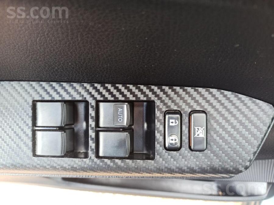 Pelēks Toyota RAV4 2014 Daugavpils, ar dzinēja tilpumu 2.20 L un nobraukumu 0 tūkst. km par 11950 €, foto 22 vietnē AUTOMOTO.COM.LV