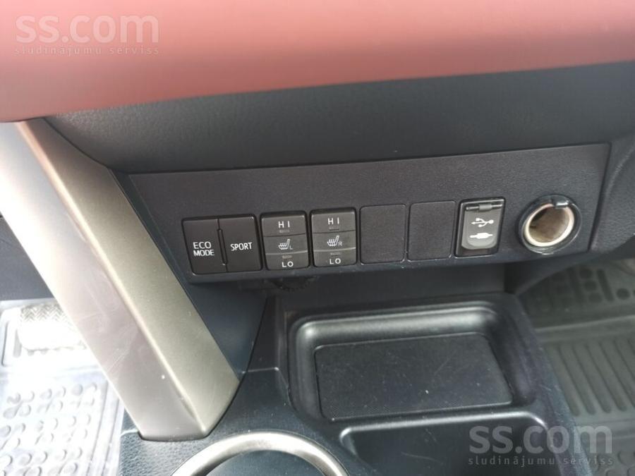 Pelēks Toyota RAV4 2014 Daugavpils, ar dzinēja tilpumu 2.20 L un nobraukumu 0 tūkst. km par 11950 €, foto 28 vietnē AUTOMOTO.COM.LV