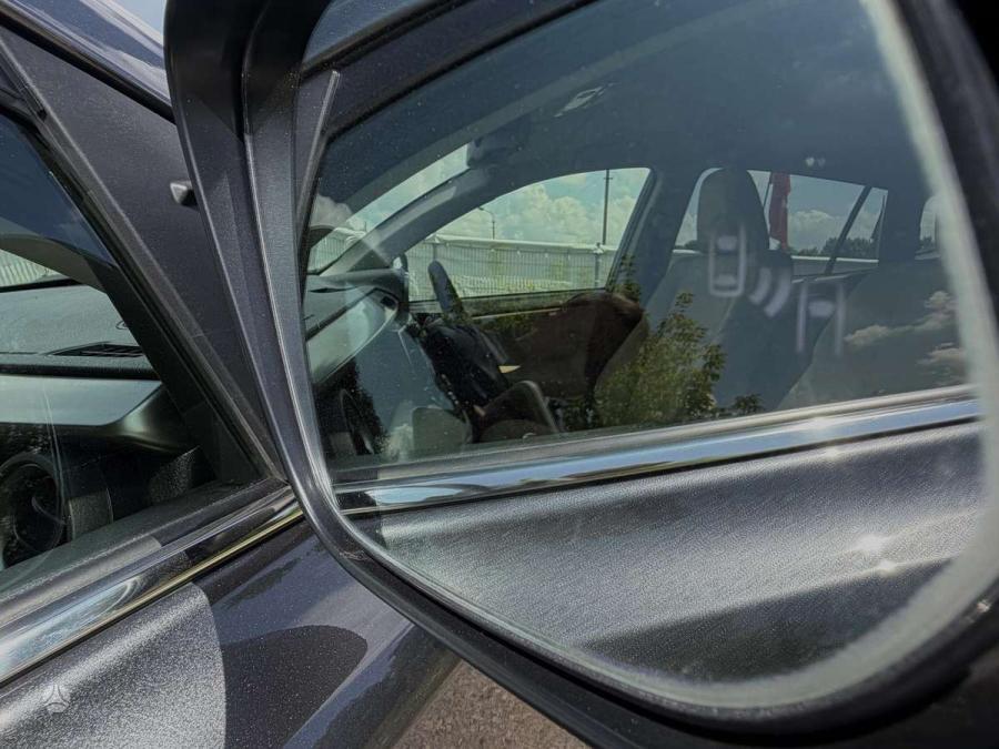 Pelēks Toyota RAV4 2014 Šauļi, ar dzinēja tilpumu 2.23 L un nobraukumu 221 tūkst. km par 13950 €, foto 45 vietnē AUTOMOTO.COM.LV