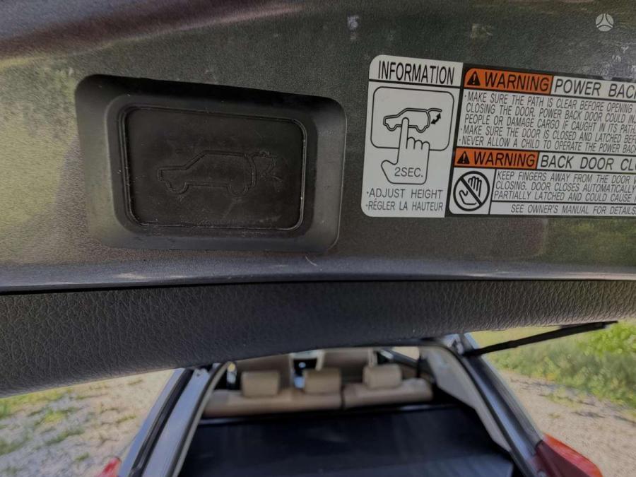 Pelēks Toyota RAV4 2014 Šauļi, ar dzinēja tilpumu 2.23 L un nobraukumu 221 tūkst. km par 13950 €, foto 48 vietnē AUTOMOTO.COM.LV