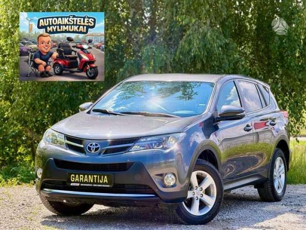 Grey Toyota RAV4 2014 in Siauliai, with an engine capacity of 2.23 L and mileage of 221 thousand km for 13950 €, photo 4 on AUTOMOTO.COM.LV