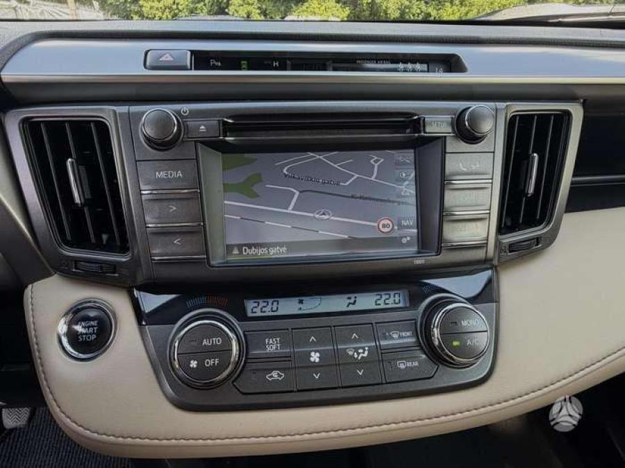 Pelēks Toyota RAV4 2014 Šauļi, ar dzinēja tilpumu 2.23 L un nobraukumu 221 tūkst. km par 13950 €, foto 41 vietnē AUTOMOTO.COM.LV