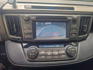 Pelēks Toyota RAV4 2014 Viļņa, ar dzinēja tilpumu 2.00 L un nobraukumu 108 tūkst. km par 10999 €, foto 14 vietnē AUTOMOTO.COM.LV