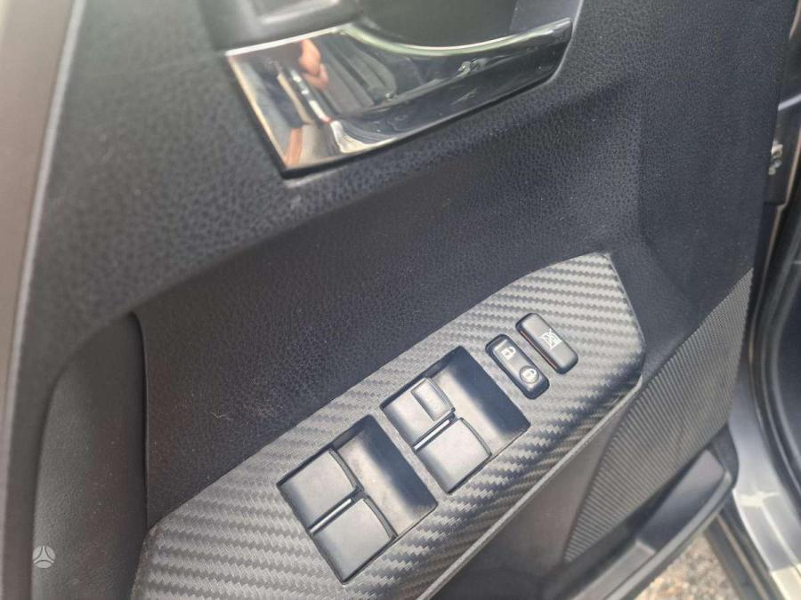 Pelēks Toyota RAV4 2014 Viļņa, ar dzinēja tilpumu 2.00 L un nobraukumu 108 tūkst. km par 10999 €, foto 21 vietnē AUTOMOTO.COM.LV