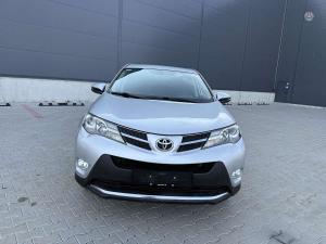 Grey Toyota RAV4 2014 in Siauliai, with an engine capacity of 2.00 L and mileage of 265 thousand km for 8700 €, photo 3 on AUTOMOTO.COM.LV