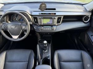Grey Toyota RAV4 2014 in Siauliai, with an engine capacity of 2.00 L and mileage of 98 thousand km for 14950 €, photo 20 on AUTOMOTO.COM.LV