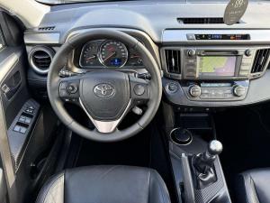 Grey Toyota RAV4 2014 in Siauliai, with an engine capacity of 2.00 L and mileage of 98 thousand km for 14950 €, photo 21 on AUTOMOTO.COM.LV