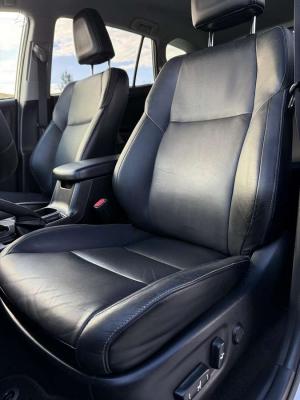 Grey Toyota RAV4 2014 in Siauliai, with an engine capacity of 2.00 L and mileage of 98 thousand km for 14950 €, photo 24 on AUTOMOTO.COM.LV