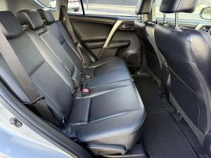 Grey Toyota RAV4 2014 in Siauliai, with an engine capacity of 2.00 L and mileage of 98 thousand km for 14950 €, photo 27 on AUTOMOTO.COM.LV