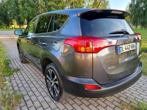 Grey Toyota RAV4 2014 in Taurage, with an engine capacity of 2.00 L and mileage of 252 thousand km for 10300 €, photo 8 on AUTOMOTO.COM.LV